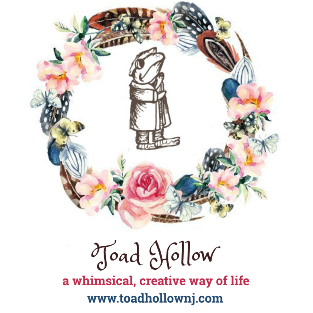 Toad Hollow-Hand dyed yarn & handmade project bags for creative people