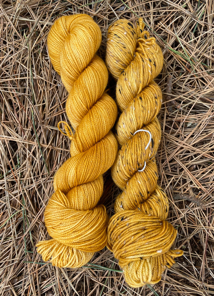 YARN SALE – Toad Hollow
